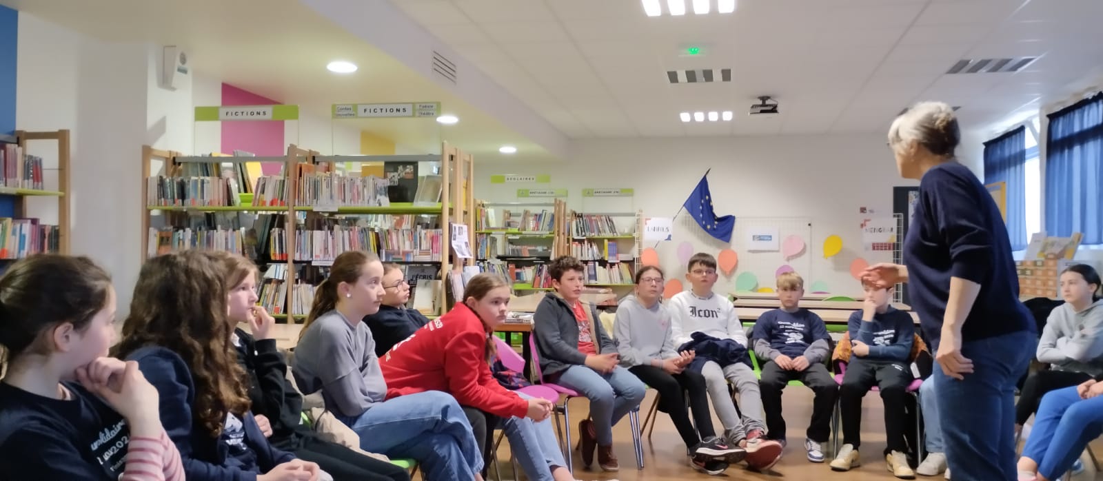 Une conteuse à Lannilis ! - Collège Saint-Antoine